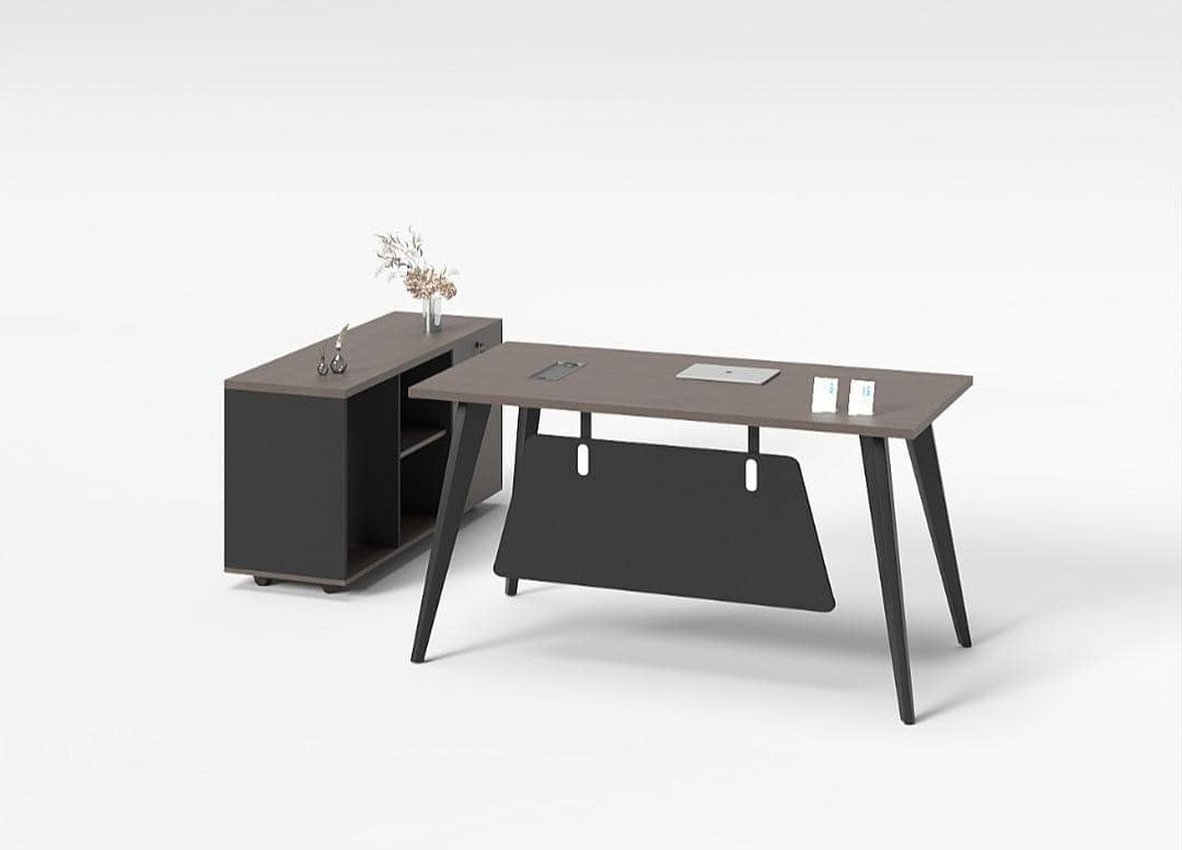 1.6 Meter Executive Table @ HOG