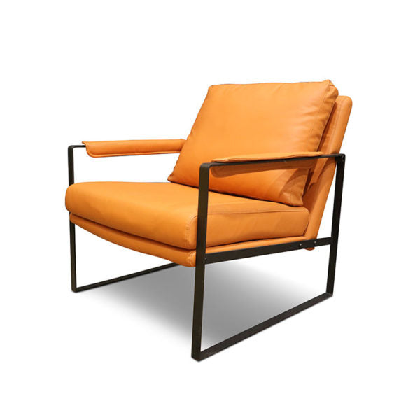 Russel Leather Armchair. Order now at HOG.